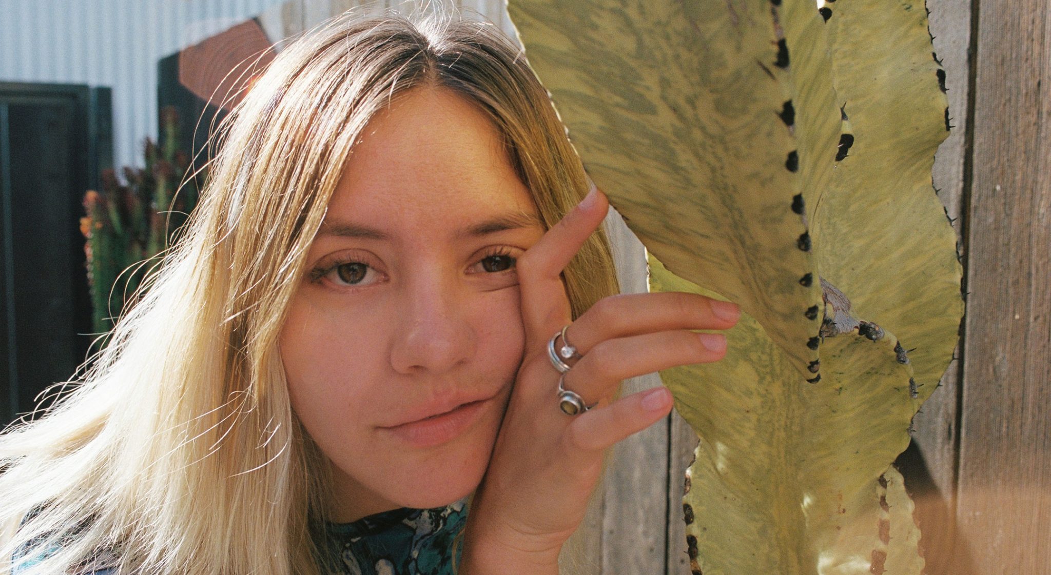 Dora Jar is a walking contradiction | The Forty-Five