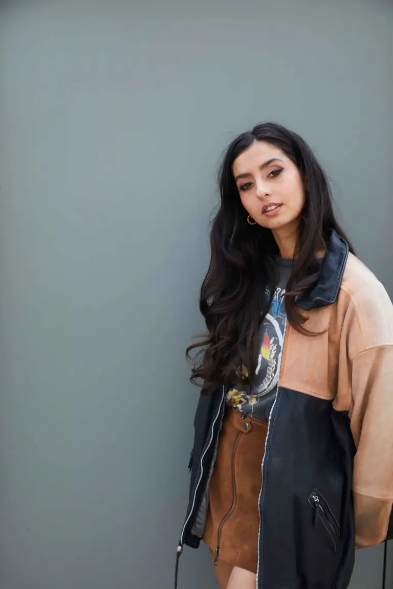 Meet Neda, the rising folk pop star who fuses Persian instruments with ...
